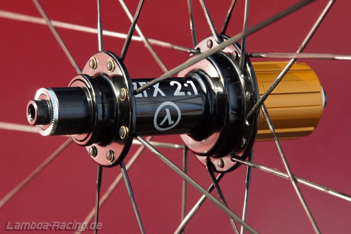 LAMBDA-Racing - Alu-Carbon Aero-Laufräder